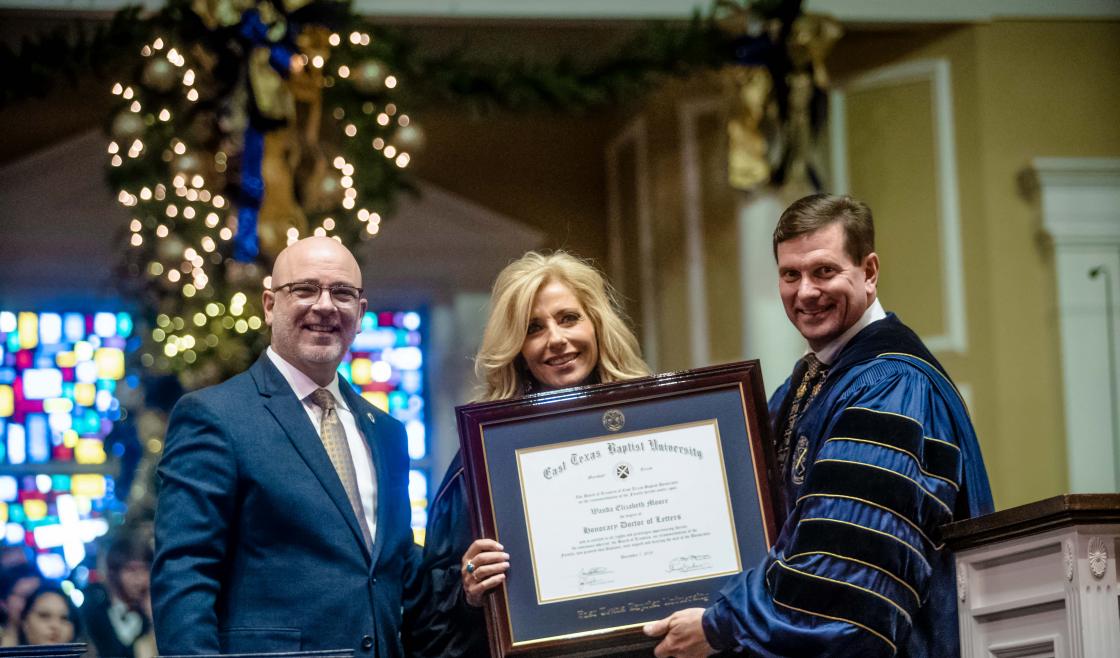 ETBU confers 134 graduates during Fall 2019 Commencement | East Texas ...