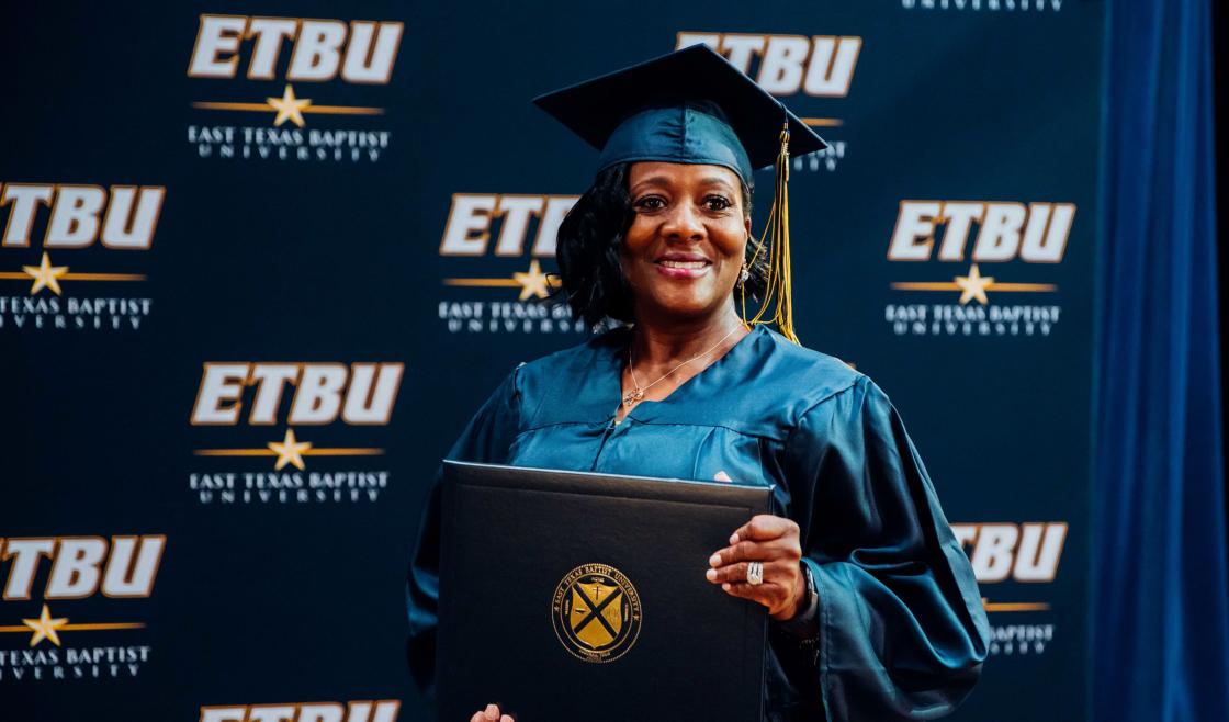ETBU celebrates Spring 2020 Class at “in-person” and “virtual ...