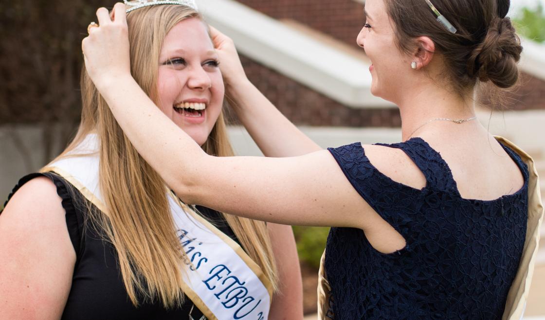 Kathryn Pedroza crowned as Miss ETBU 2021 | East Texas Baptist University