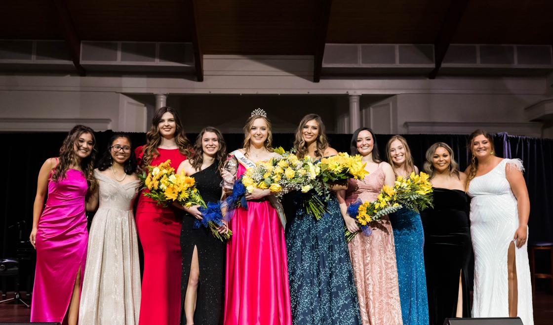 Haleigh Akin crowned as Miss ETBU 2022 | East Texas Baptist University